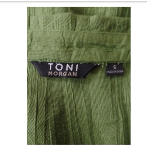 Toni Morgan | Tops | Toni Morgan Top S Bamboo Poly Blend Pintuck Pleats ...